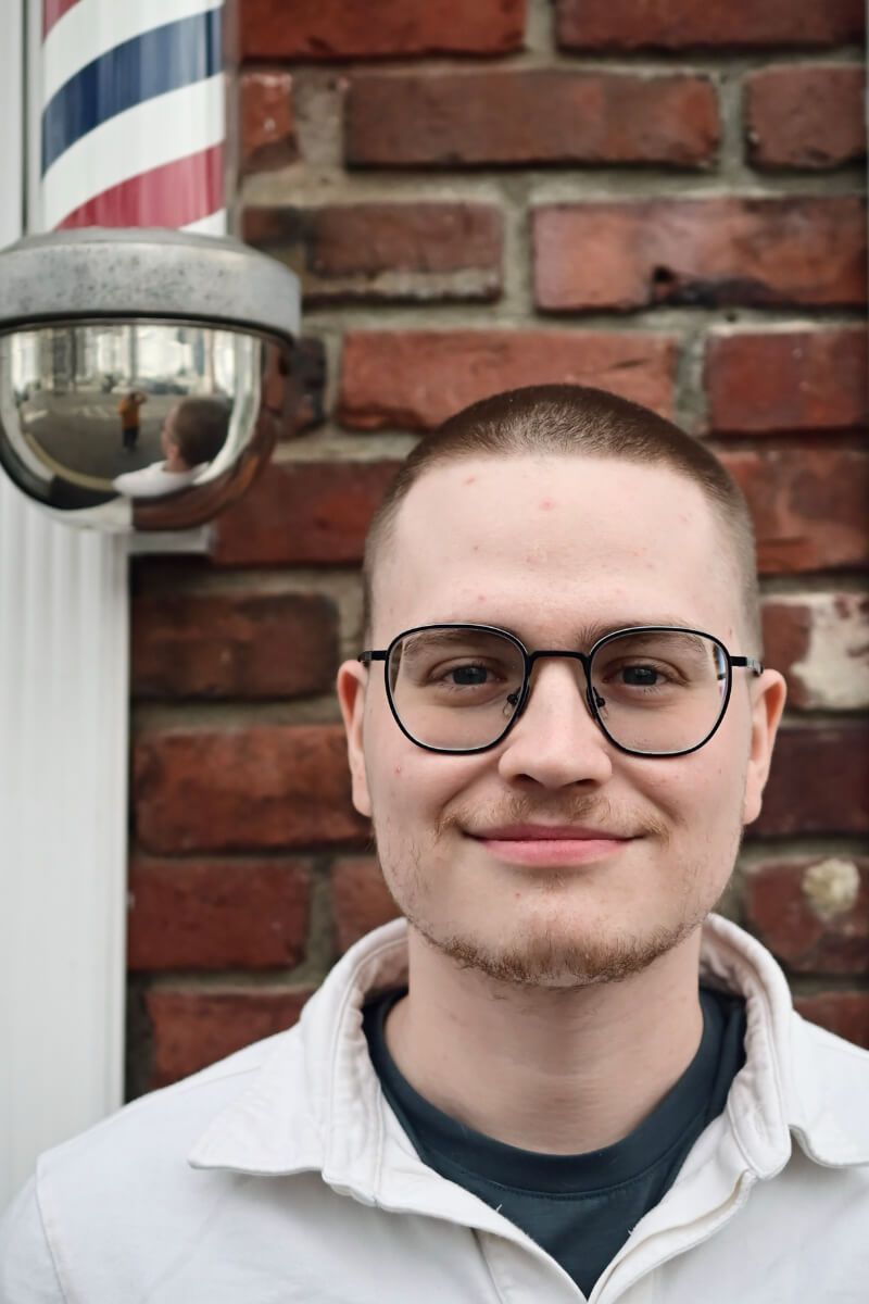 Barbers - Lucky's Barbershop